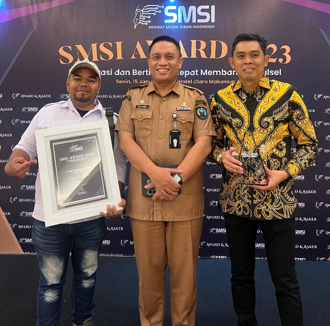 Pemkab Pinrang Terima Penghargaan Dari SMSI Provinsi Sulawesi selatan ...